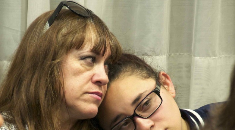 Pressenza - Andrea Novotny presenta libro sobre aprendizaje para la no ...