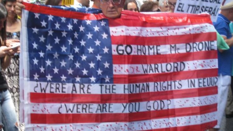 ¡Obama go home y llévate al Borbón!