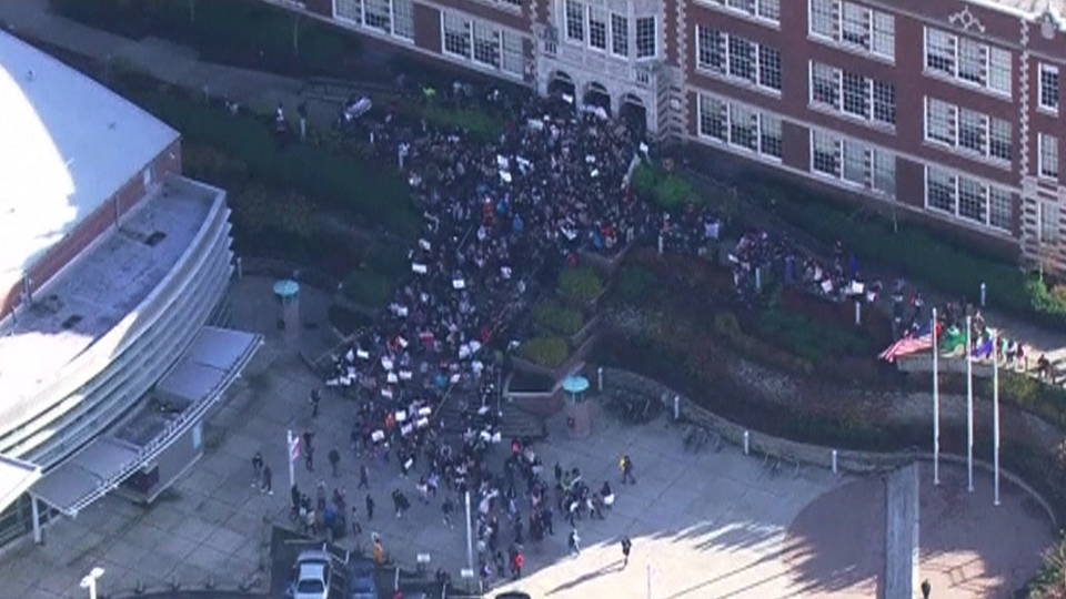 Thousands of Students Walk Out to Protest Donald Trump