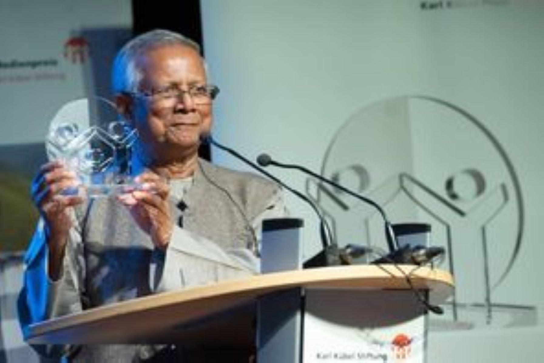 German award conferred on Bangla Nobel laureate Prof. Yunus