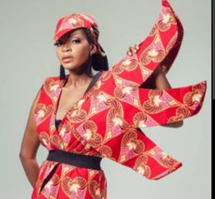 L'Afrique, une histoire à redécouvrir. 14- Les textiles traditionnels ...